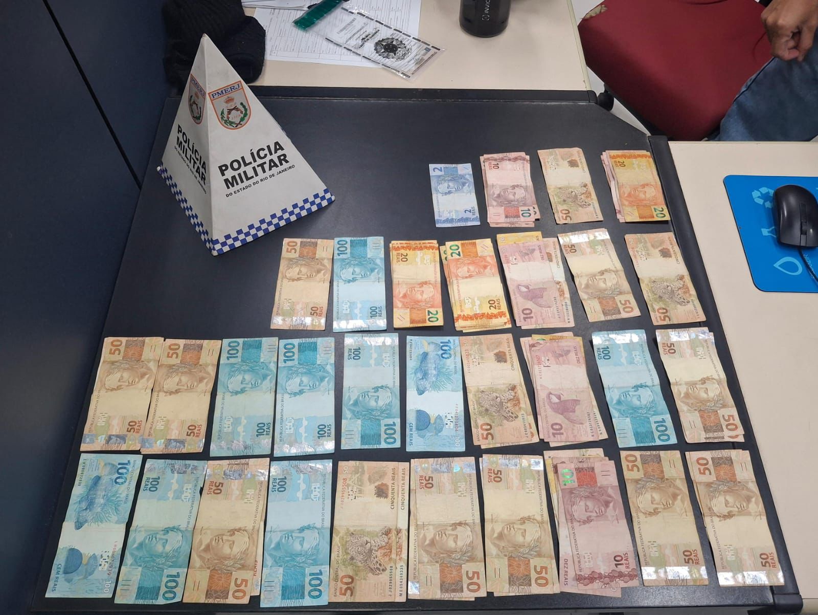 Apreensão de R$ 2,8 mil em ação do RAS Operacional no Morubá em Cabo ...